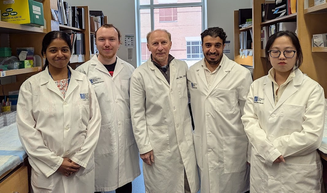 Bakin Lab Team | Roswell Park Comprehensive Cancer Center - Buffalo, NY